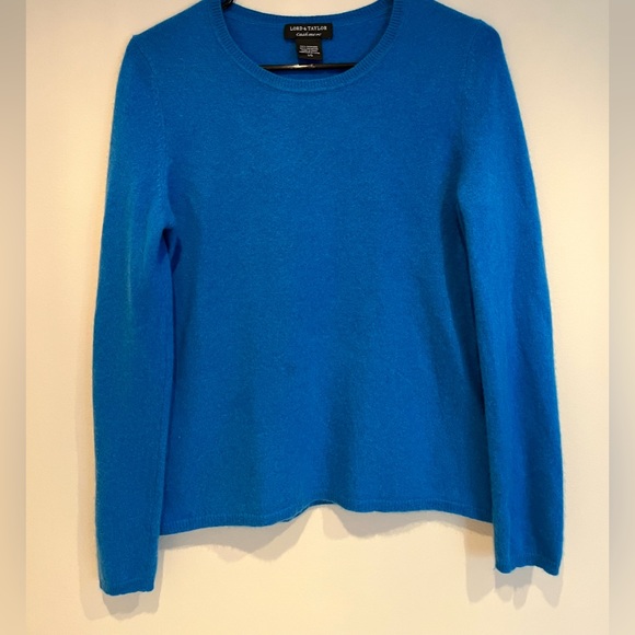 Lord & Taylor | Sweaters | Adorable Lord Taylor Cashmere Sweater | Poshmark